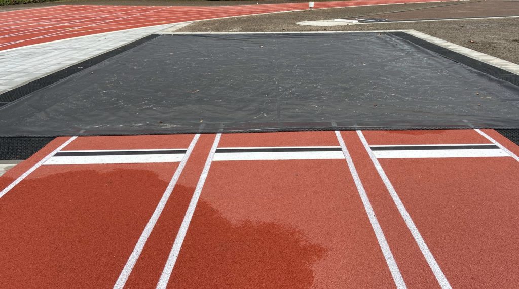 Absprungbalken für Weitsprunganlagen - direkt vom Hersteller